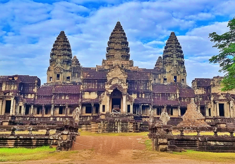 A whirlwind tour of Angkor - Cambodian Travel Partner